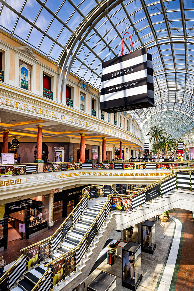 Sephora: a whole new level of retail graphics! - Dekko Graphics